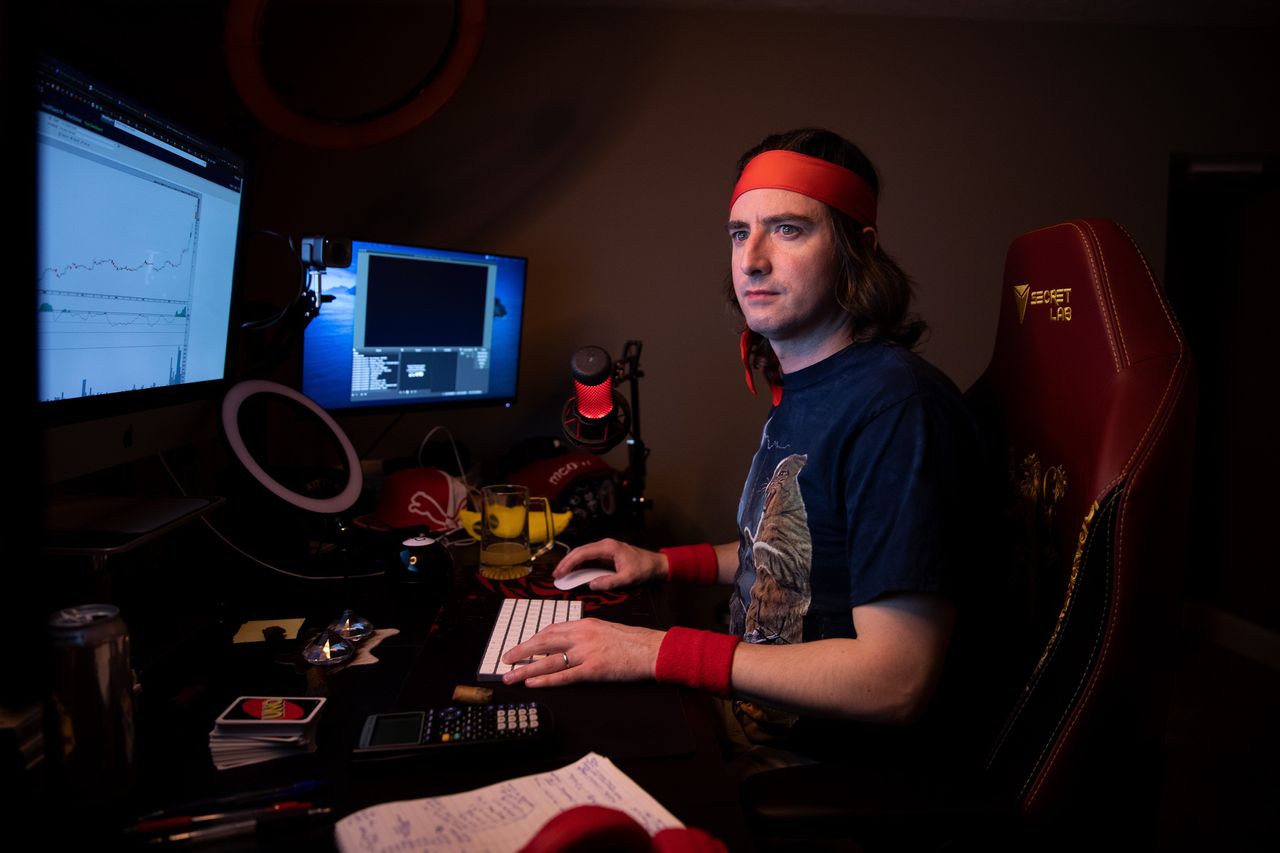 Keith Gill'in Geri Dönüşü Piyasada Coşku Yarattı, Ancak Uzmanlar ...